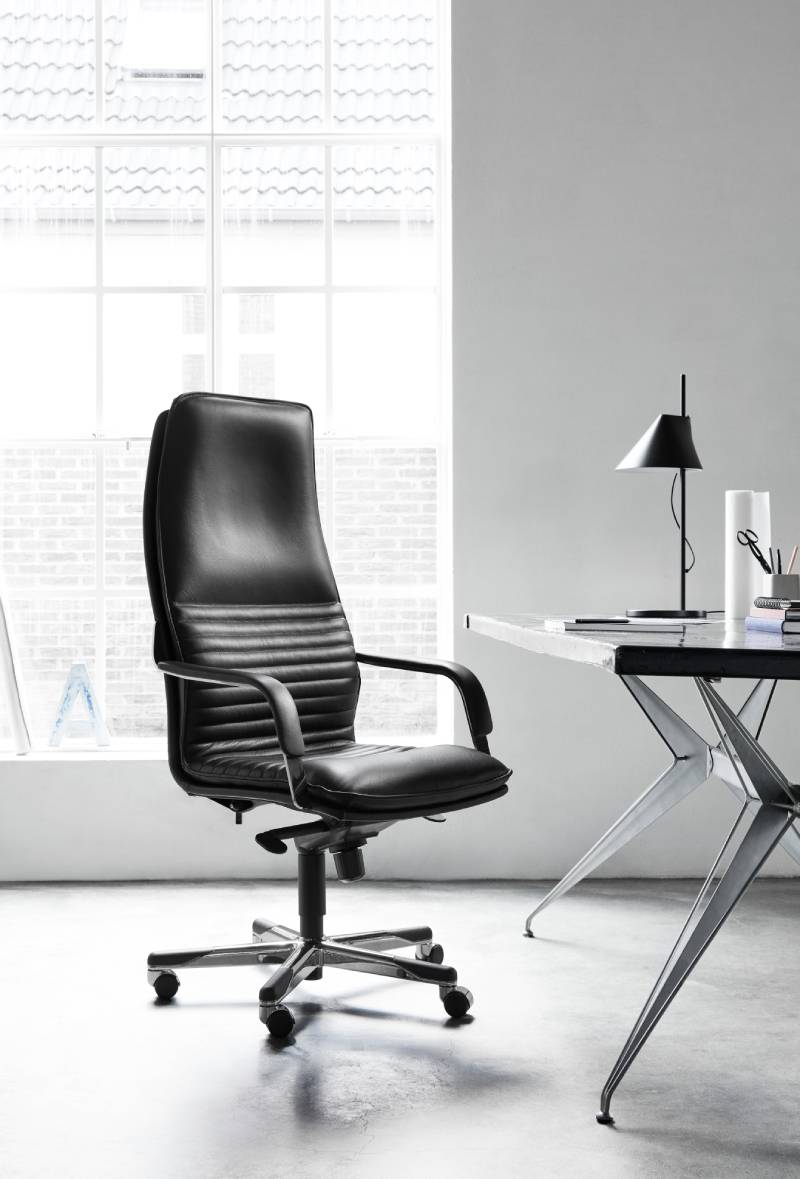 MB-86 low - Berg Furniture